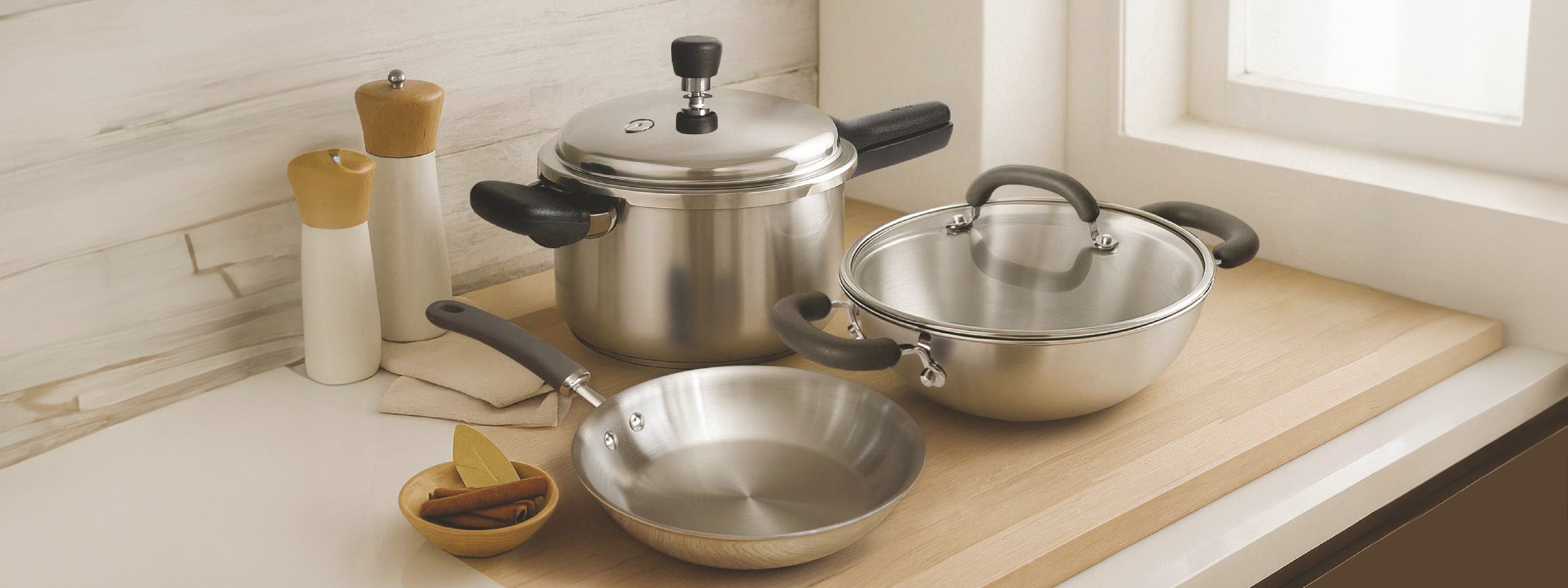 Best Pots and Pans for Small Indian Kitchens: Compact, Versatile, and ...